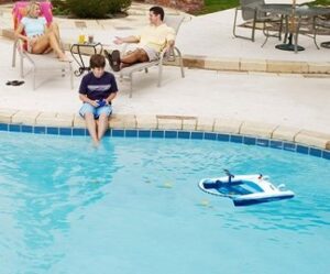 Remote Control Pool Skimmer