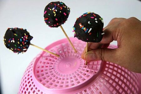 15 Brilliant Ways To Use Everyday Items Differently