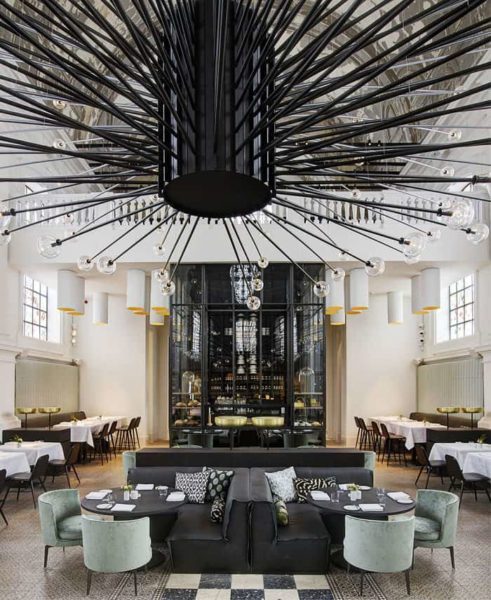 20 Amazing Bar And Restaurant Interiors That Will Give You Goose Bumps