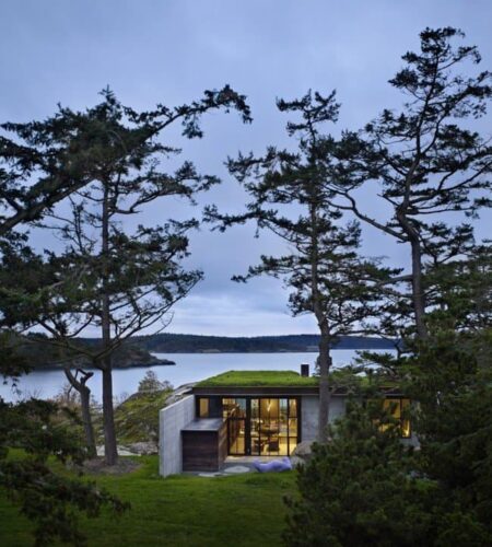 18 Buildings So Well-Disguised You May Not Even Notice Them