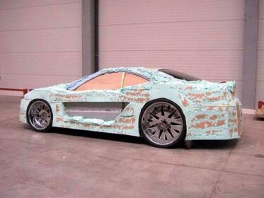 This Beaten Up Old Car Undergoes An Astounding Transformation