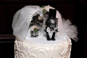 These 14 Epic Wedding Cake Toppers You Will Love