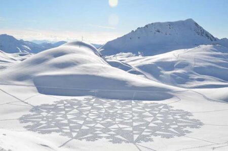 Artist Creates Phenomenal Snow Art That Look Like "Alien" Crop Circles