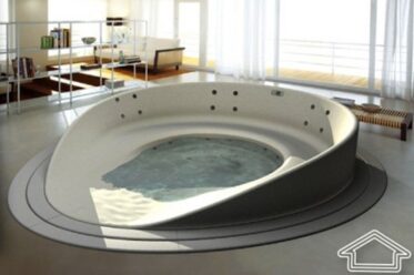 17 Amazing Bathtubs You'll Never Want To Get Out Of