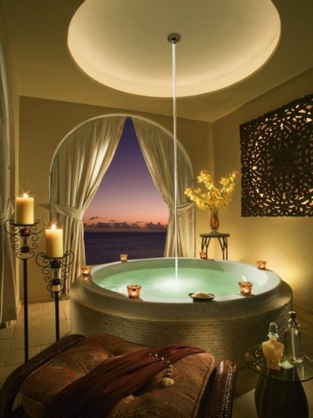 17 Amazing Bathtubs You'll Never Want To Get Out Of