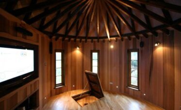 This Is The Kind Of Luxury Treehouse That Both Kids And Adults Can Enjoy