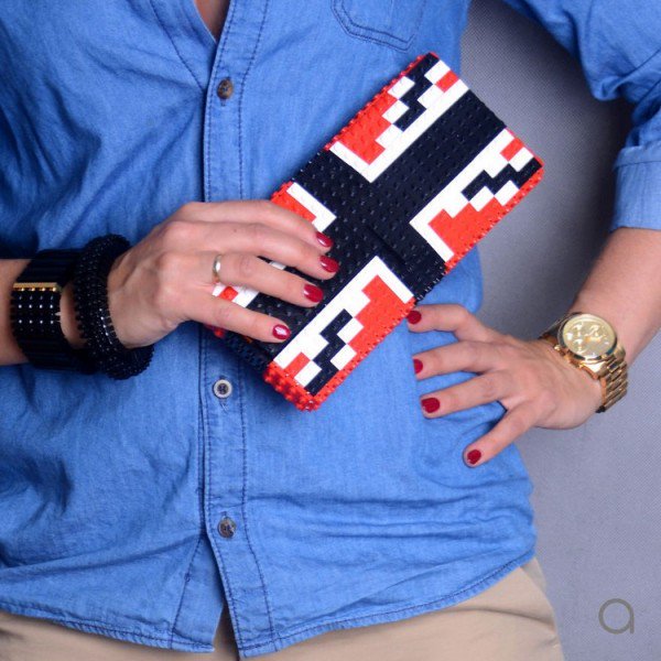 This Woman Makes Real and Fully Functioning Handbags From Lego
