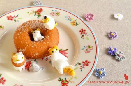 These Cat-Shaped Sweets Look Deliciously Cute