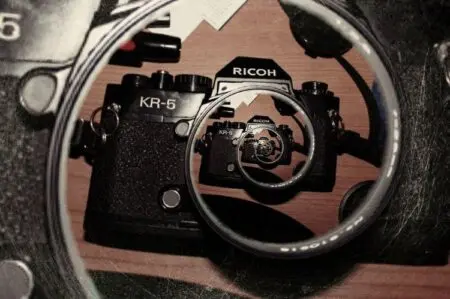 These Mind-Blowing Recursive Images Are Created With The Droste Effect