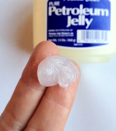 16 Creative Vaseline Tips To Make You Look And Feel Amazing
