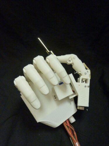 This Low-Cost DIY Hand Could Be The Future Of Afforable Prosthetics