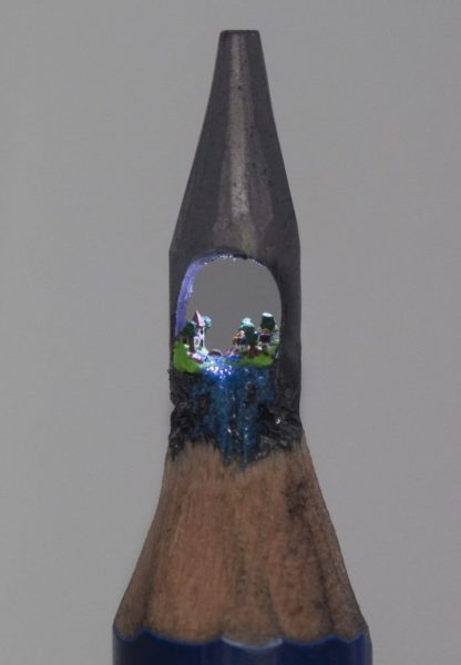 Tom Lynall Carves Incredible Microscopic Worlds Into Pencil Tips