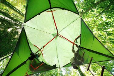 These Awesome Suspended Tents Let You Sleep In The Treetops