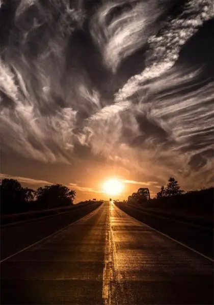 18 Of The Most Intriguing Photos That Will Make Your Jaw Drop