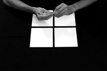 Dutch Artist Makes Four Squares Come To Life In This Stop-Motion Video