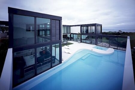 14 Gorgeous Glass Houses You'll Wish You Lived In