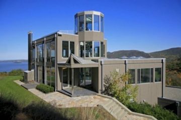 14 Gorgeous Glass Houses You'll Wish You Lived In