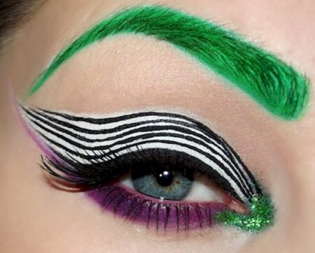 10 Creepy Eye Makeup Designs Are Perfect For Halloween