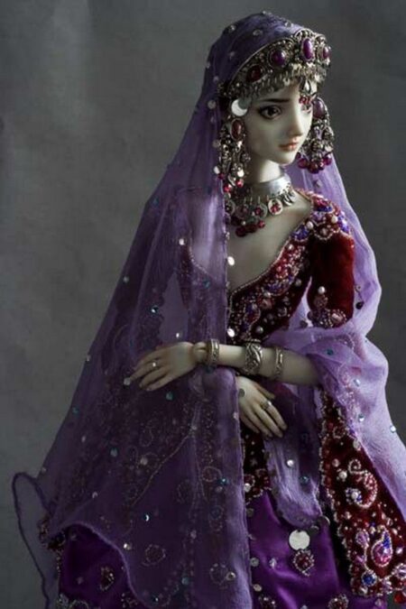 12 Of The Most Beautiful Porcelain Dolls You'll Ever See