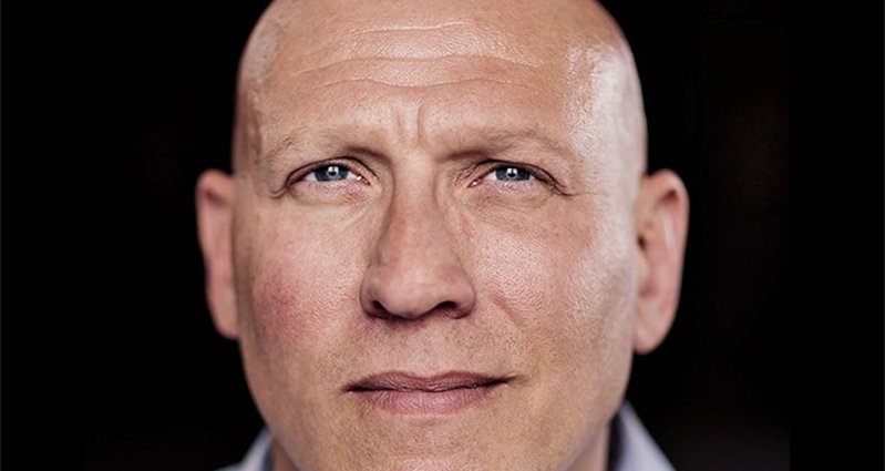 6 Different Shots Of The Same Man Showing The Power Of Perspective