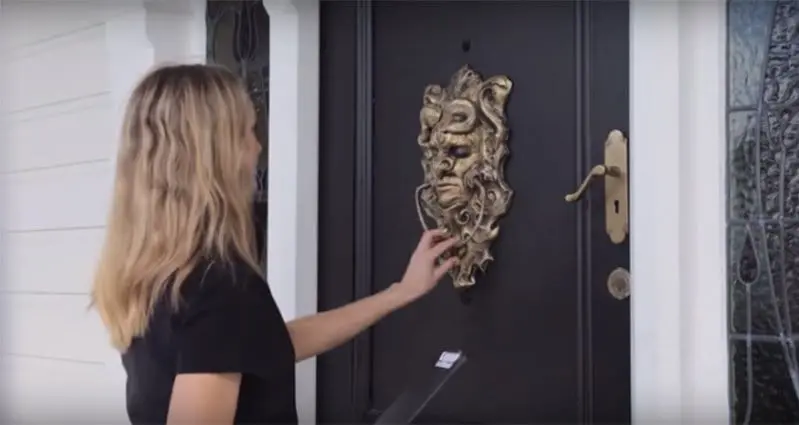 See Why This Unusual Door Knocker Sent Unwanted Visitors Running Away