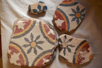 15 Cool Things People Found On Beaches