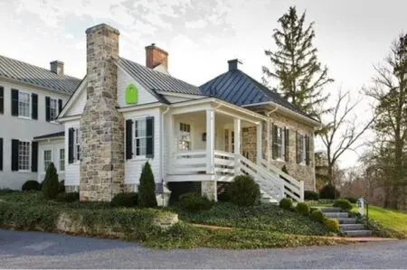 11 Farmhouse Designs That Will Rock Your Lifestyle Block