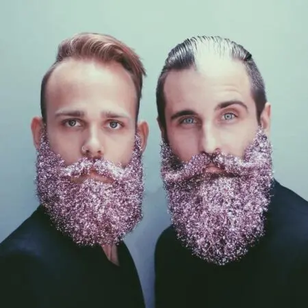 These 17 Glitter-Beards Are Totally On Trend For The Holidays