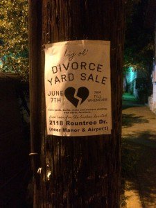 15 Awesome Yard Sale Signs To Make You Want To Buy People's Junk