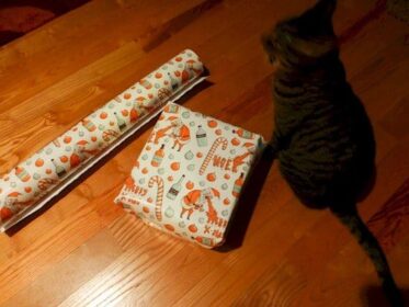 15 Christmas Wrapping Fails Guaranteed To Make You Laugh