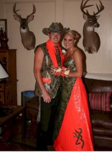 14 Prom Dresses That Are Just Horribly Wrong