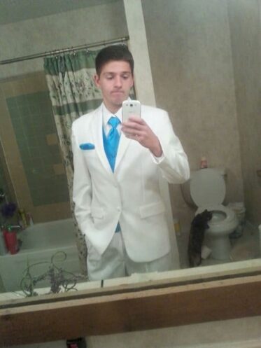 10 Reflection Fails That Will Make You Think Twice About Taking Photos ...