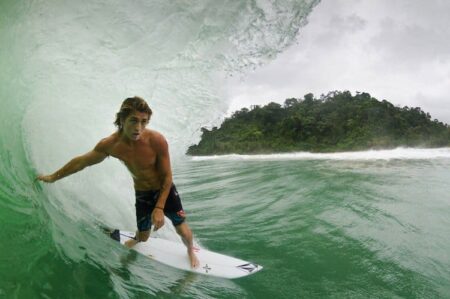Ryan Struck Takes These Totally Awesome Photographs Of Surfers
