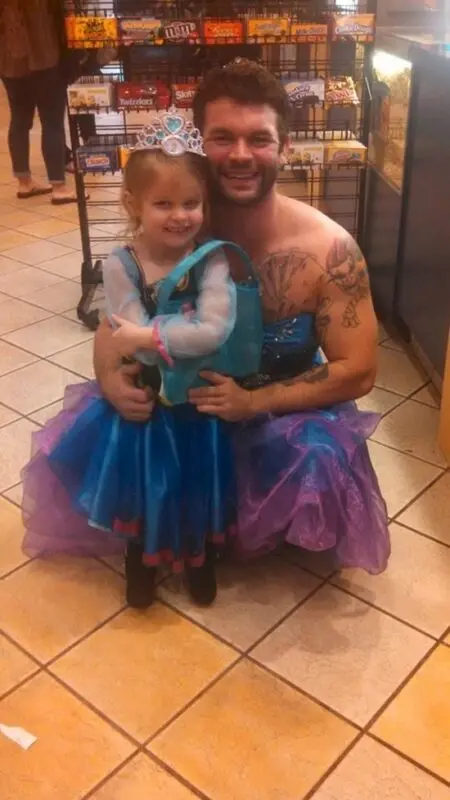 Hilarious Uncles That Proved They Are The Funniest Member Of Their Families