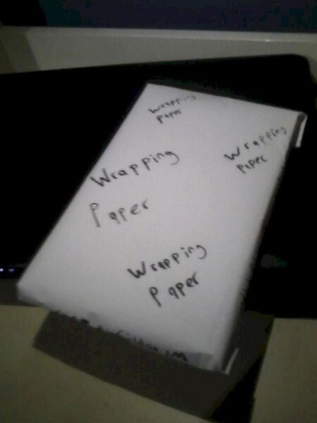 14 Epic Christmas Wrapping Fails