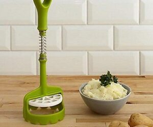 Pump-Action Potato Masher