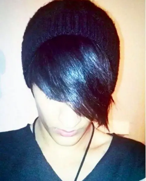 15 Things You Used To Wear If You Were An Emo Kid In The '00s