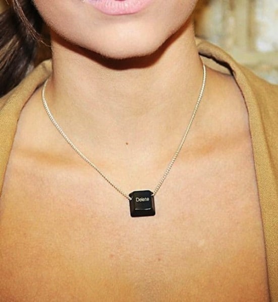 19 Cool And Inventive Ways To Make Use Of Your Old Computer Keyboard