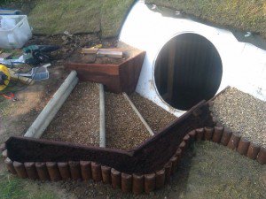 12 Images Showing An Awesome DIY Hobbit House Coming To Life