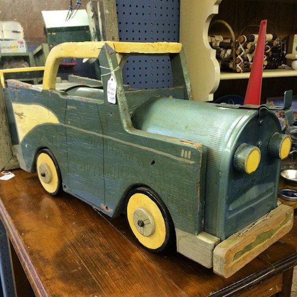 13 Awesomely Unique Mailboxes That Will Make You Want To Upgrade Your Own