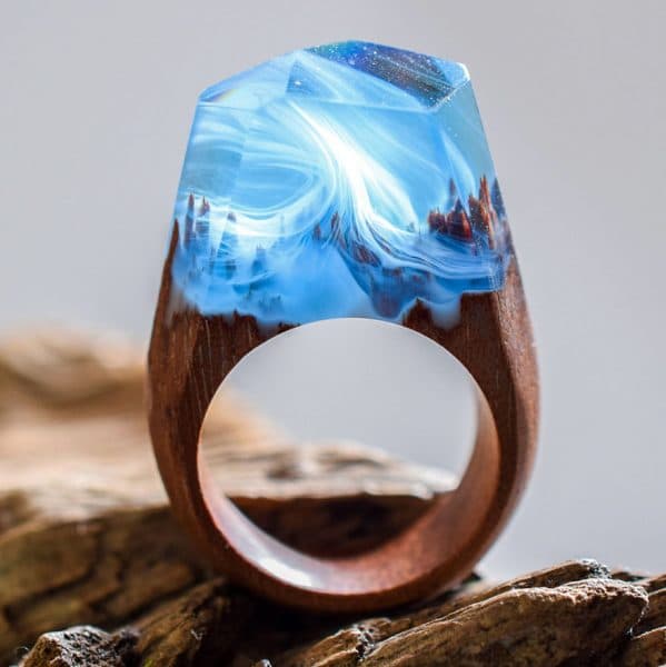 Beautiful Handmade Rings Reveal Stunning Miniature Worlds Inside