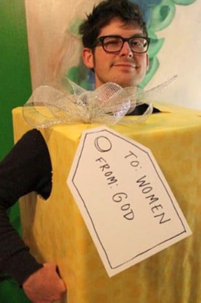 11 Pun-Filled Halloween Costumes That Will Make You Laugh