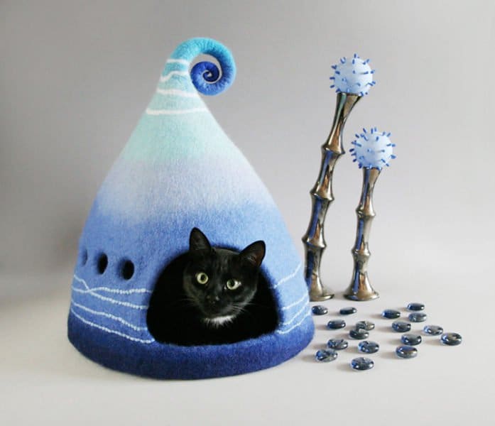 These Fairytale Felted Houses For Cats Are A Must Have