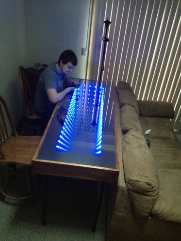 Leave Your Guests Mesmerized By Creating An Awesome DIY 'Infinity ...