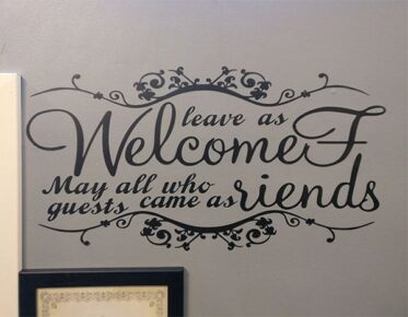 28 People Share Some Of The Worst Things They Have Seen At Bars And ...