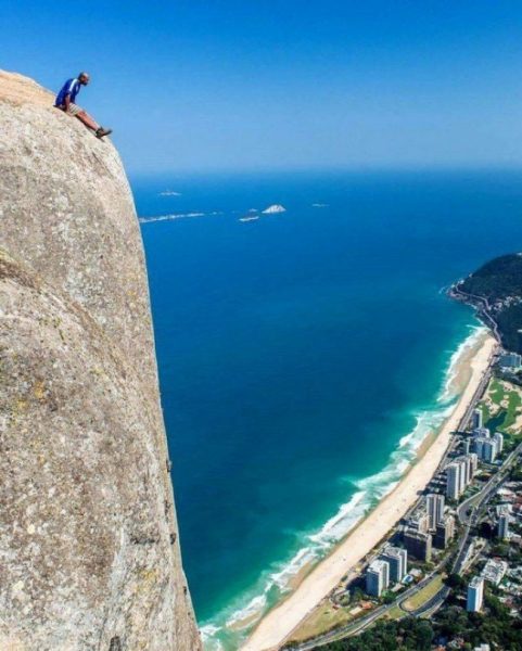 15 Terrifying Photos That Will Send Shivers Down Your Spine