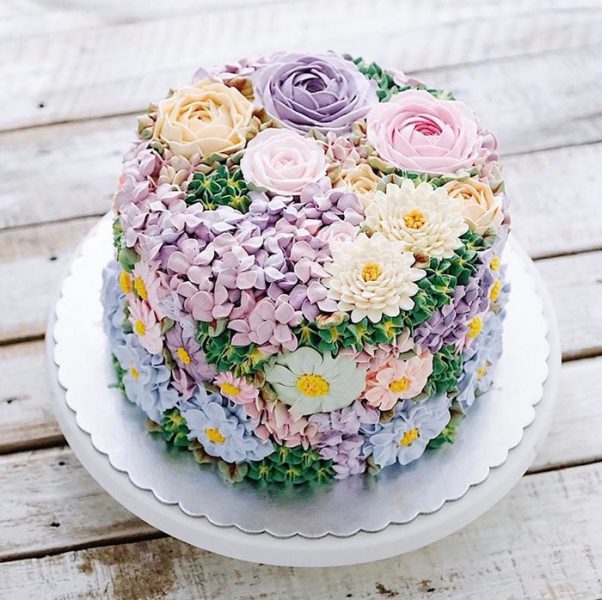 30 Blooming Flower Cakes for an Artfully Scrumptious Way to Welcome Spring