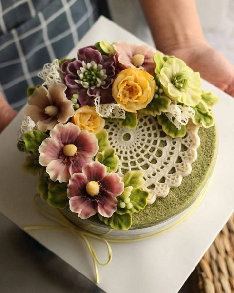 30 Blooming Flower Cakes for an Artfully Scrumptious Way to Welcome Spring