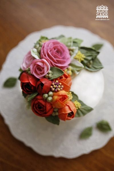 30 Blooming Flower Cakes for an Artfully Scrumptious Way to Welcome Spring