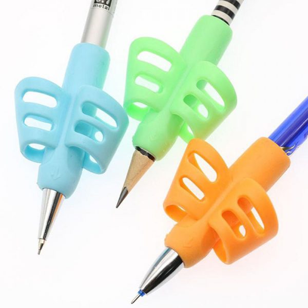 Writing-Aid Grip Teaches Your Child How to Hold a Pencil Properly